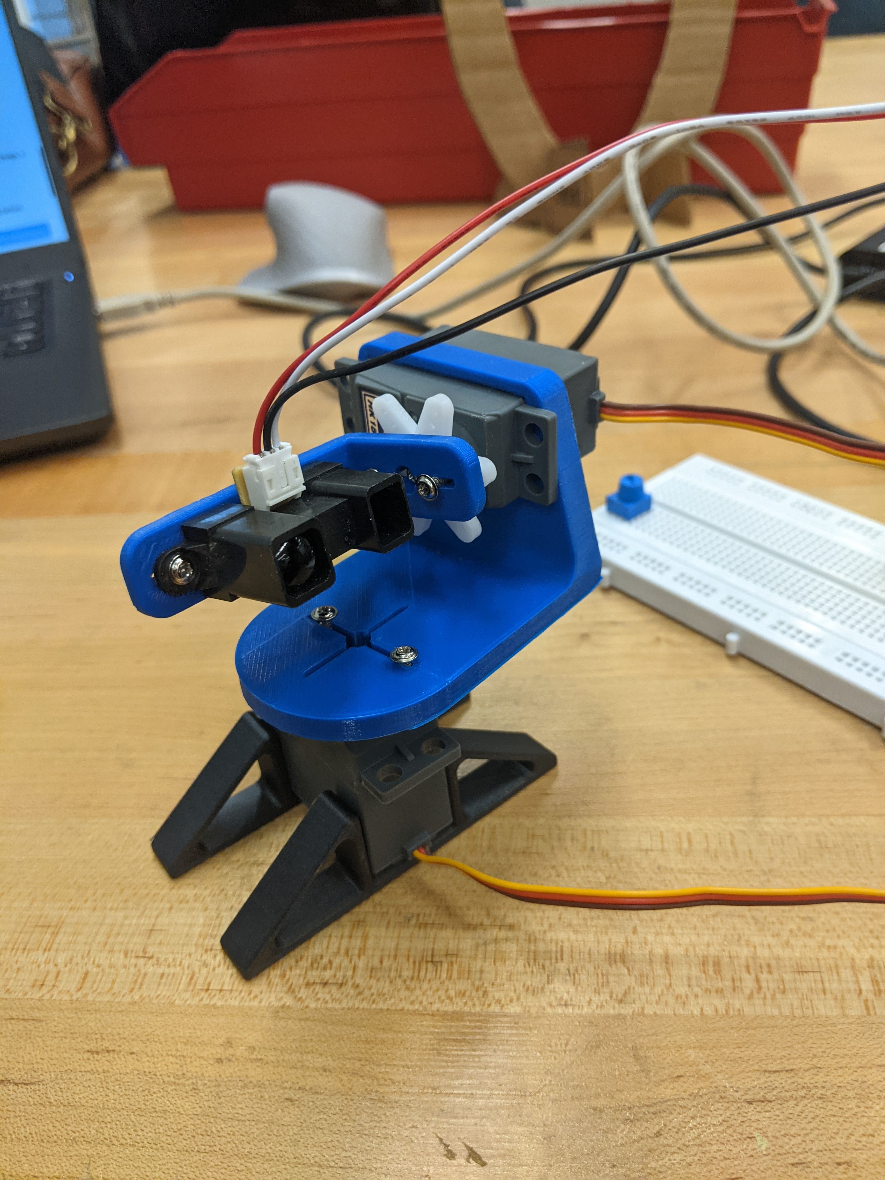 3D Scanning via an IR Rangefinder | Using hobby servos and a IR ...